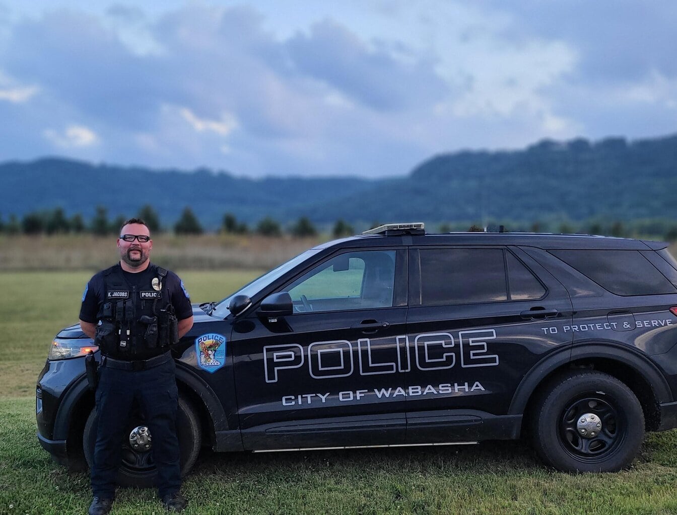 Officer Kenny Jacobs celebrates 5-year work anniversary